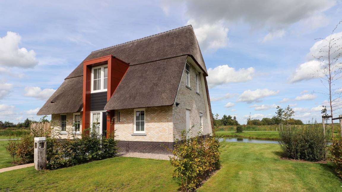 140 M² Ferienwohnung ∙ 4 Schlafzimmer ∙ 8 Gäste - Lemmer