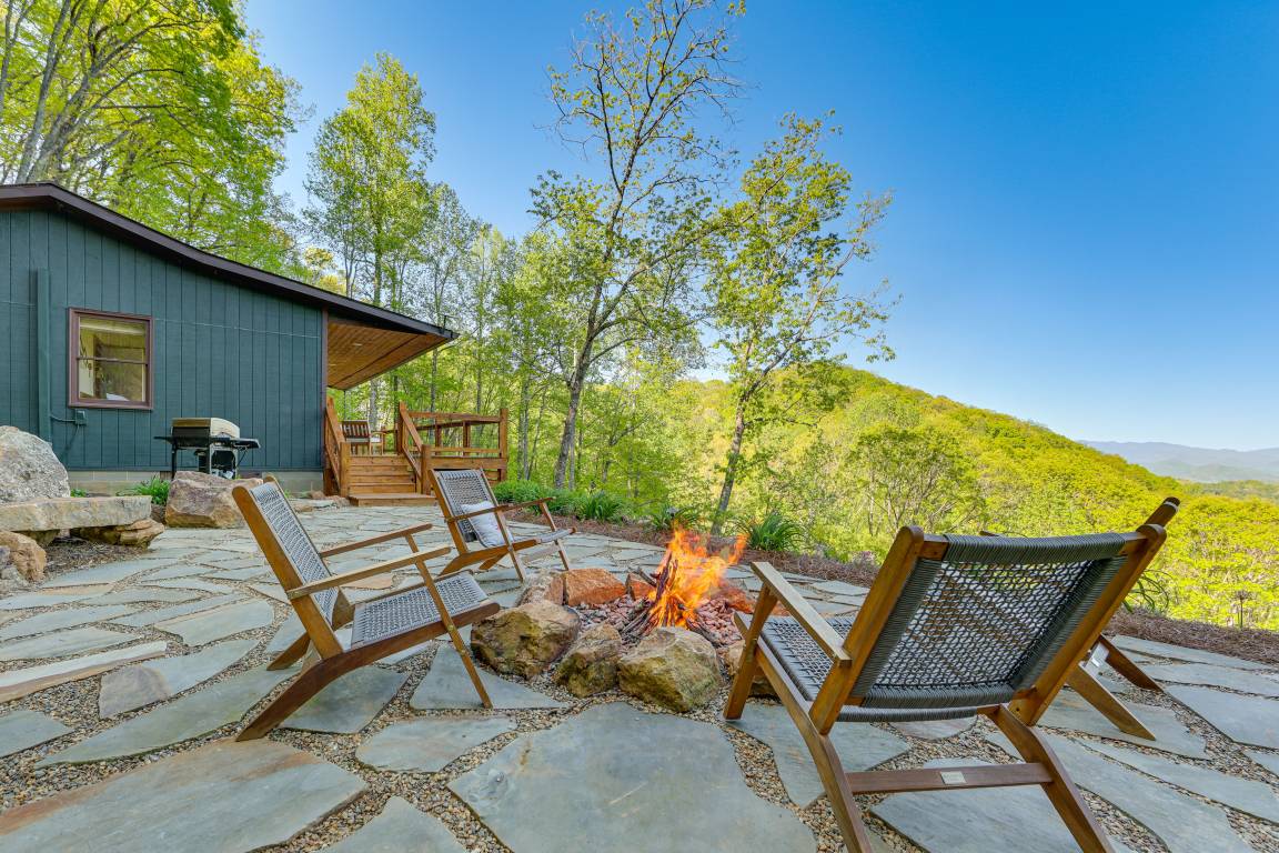 92 M² House ∙ 2 Bedrooms ∙ 4 Guests - Franklin, NC