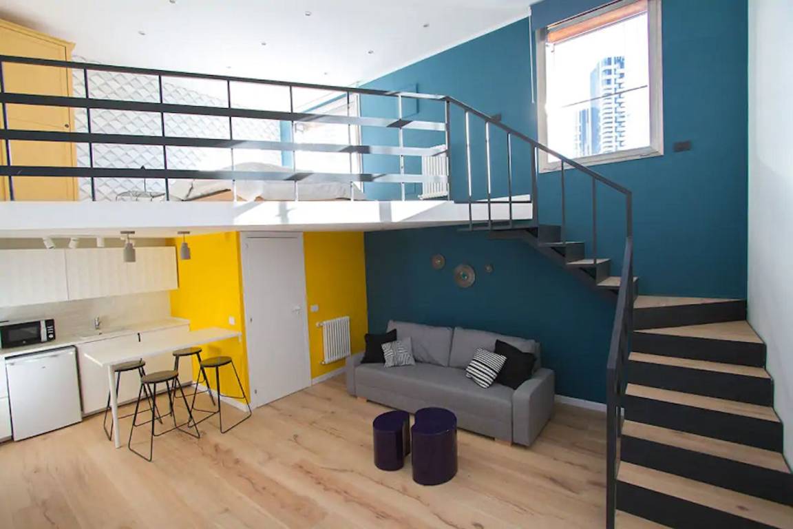 60 M² Apartment ∙ 4 Guests - Monza