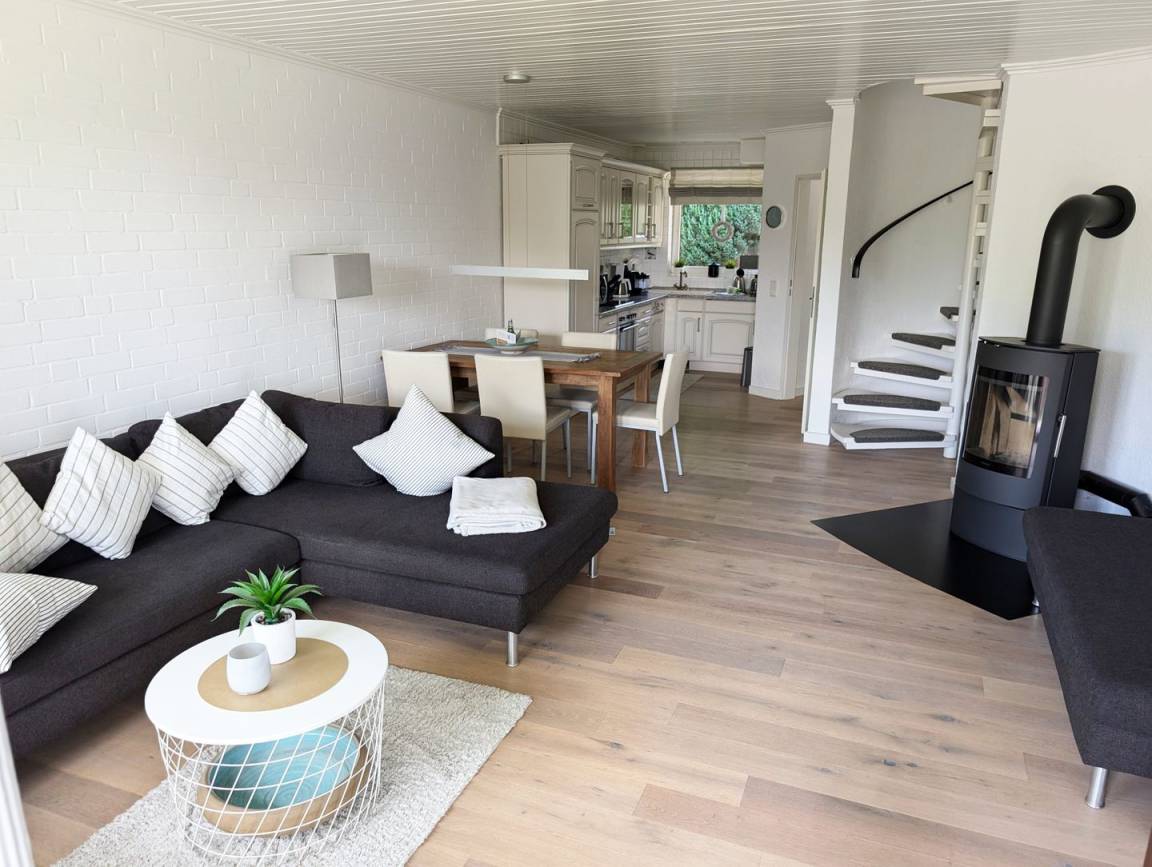 70 M² Ferienhaus ∙ 1 Schlafzimmer ∙ 2 Gäste - Kappeln