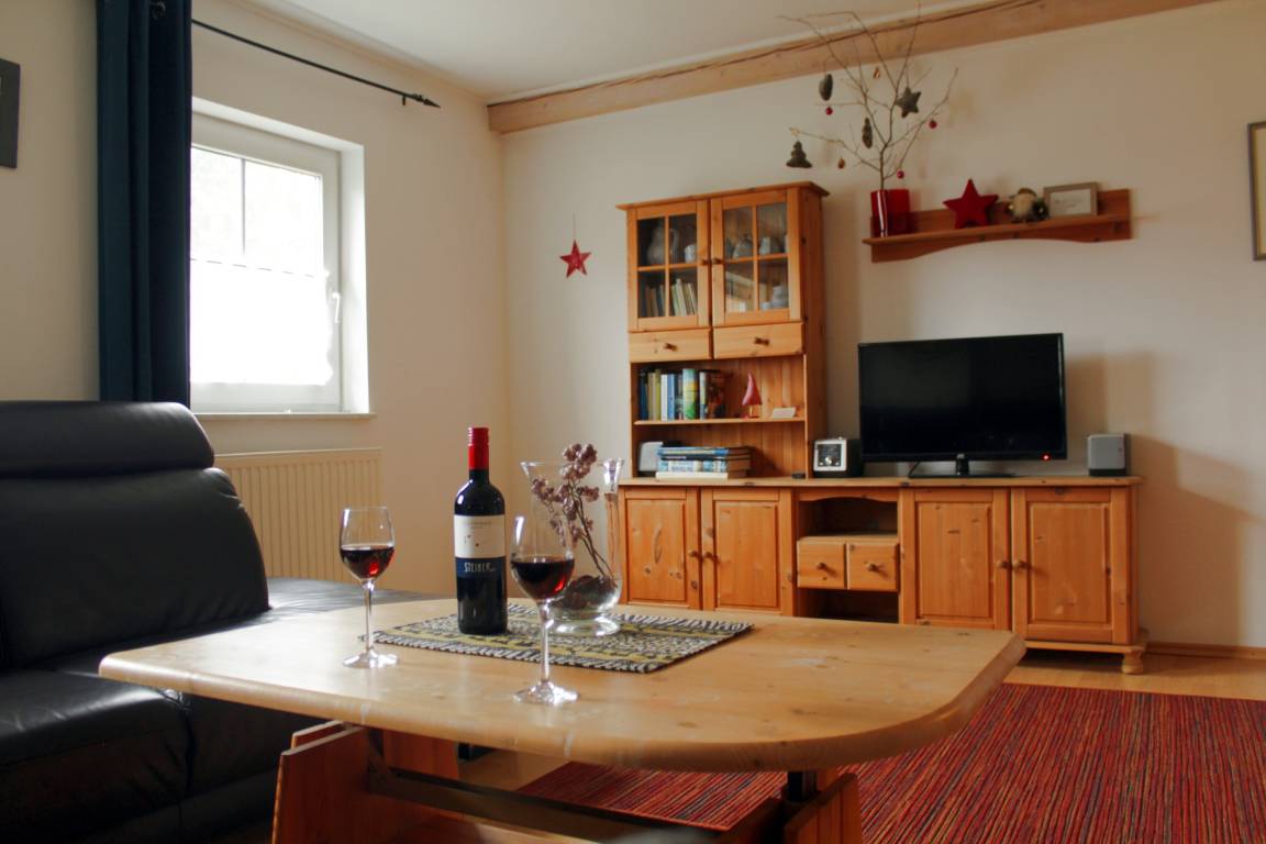 80 M² Ferienwohnung ∙ 2 Schlafzimmer ∙ 4 Gäste - Bad Birnbach