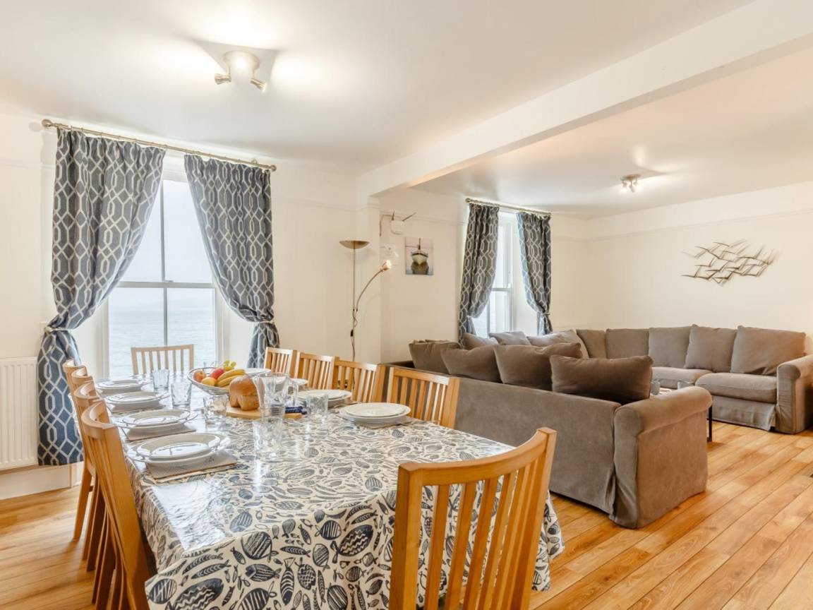 Cottage ∙ 6 Chambres ∙ 12 Personnes - Plymouth