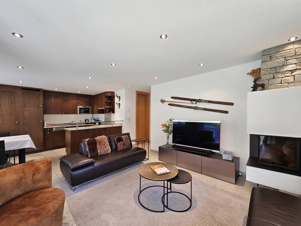 99 M² Apartment ∙ 3 Bedrooms ∙ 6 Guests - Saas-Grund