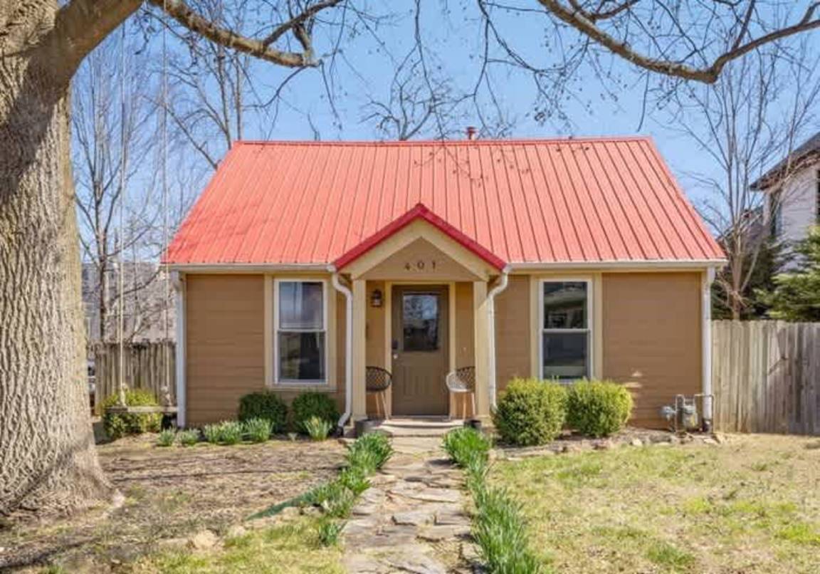 90 M² House ∙ 2 Bedrooms ∙ 4 Guests - Rogers, AR