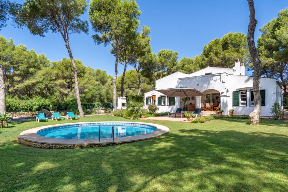 220 M² Villa ∙ 5 Bedrooms ∙ 5 Guests - Binibeca