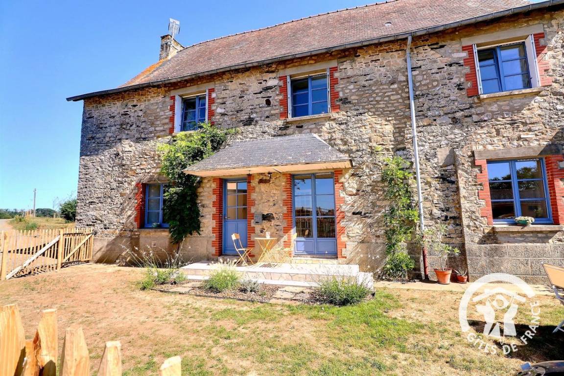 170 M² Gîte ∙ 4 Chambres ∙ 8 Personnes - Janzé