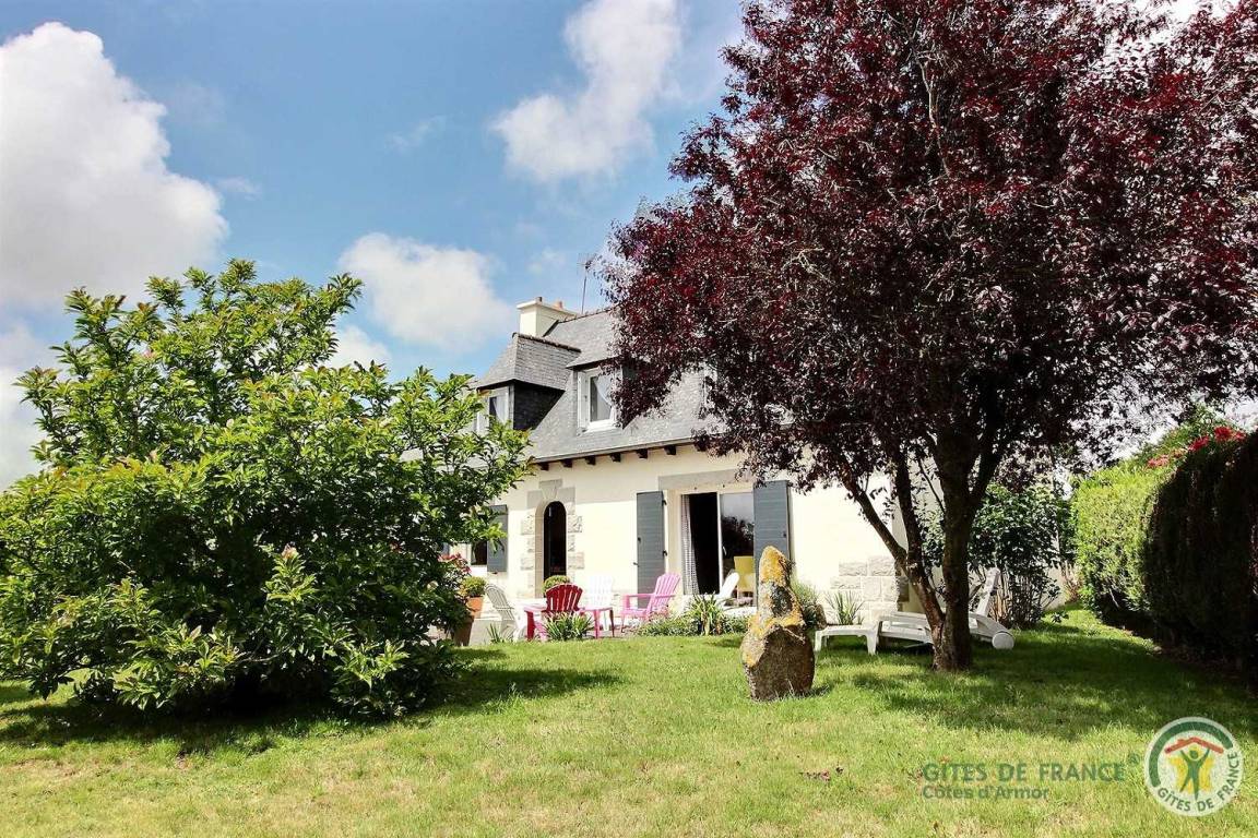 130 M² Gîte ∙ 3 Chambres ∙ 6 Personnes - Erquy