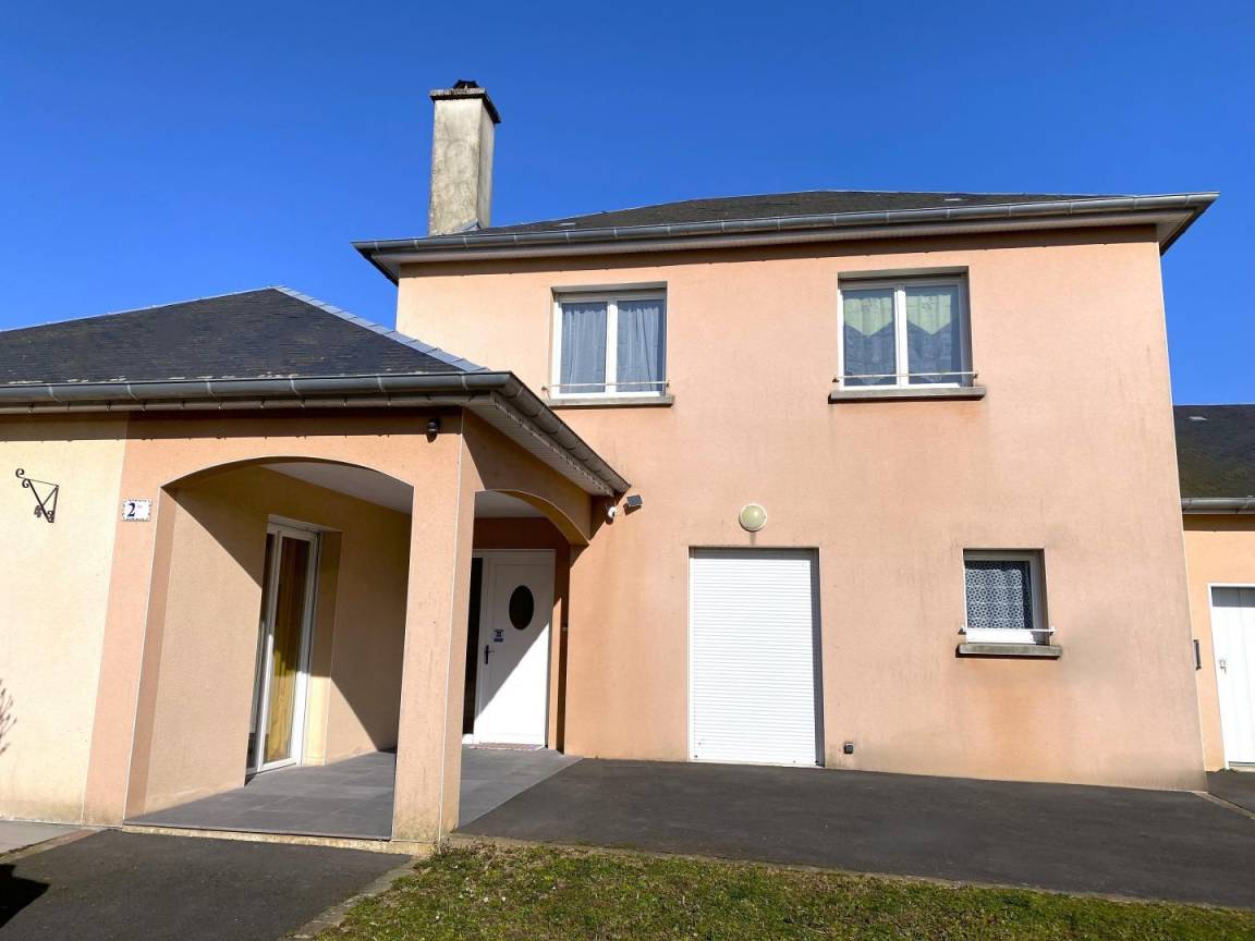 160 M² Gîte ∙ 3 Bedrooms ∙ 9 Guests - Ardennes