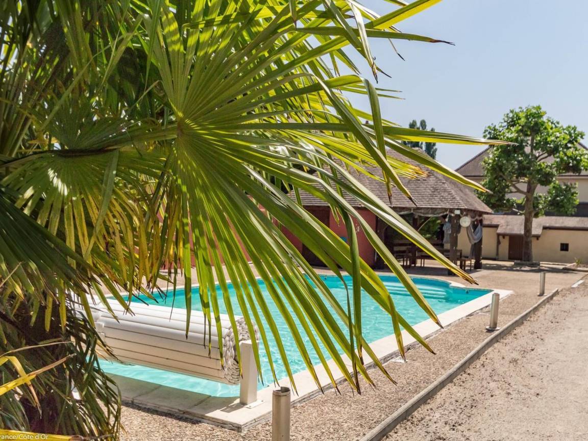 150 M² Cottage ∙ 5 Bedrooms ∙ 10 Guests - Beaune
