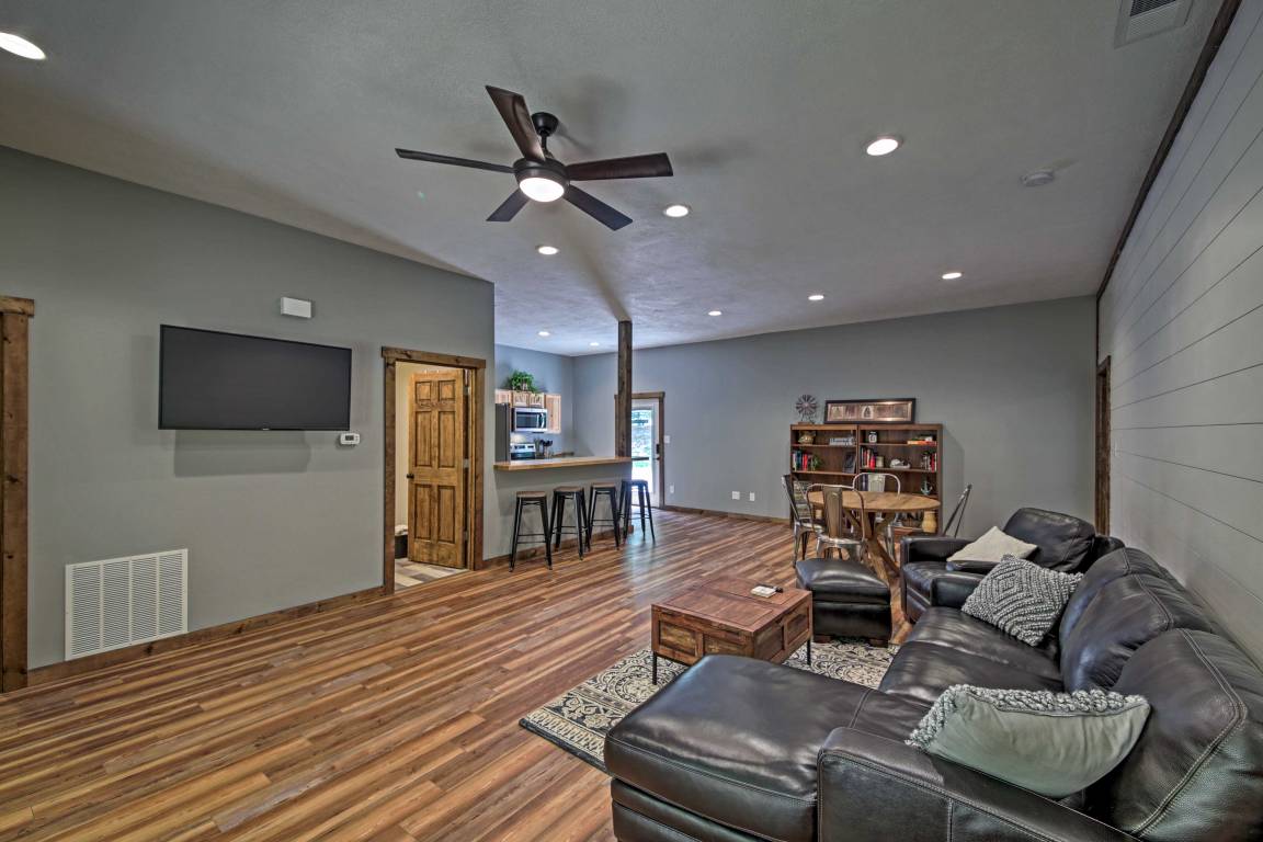 111 M² House ∙ 2 Bedrooms ∙ 4 Guests - Brown County, IN