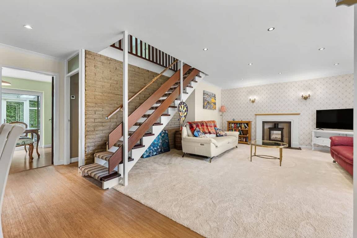 Apartment ∙ 3 Bedrooms ∙ 6 Guests - Solihull