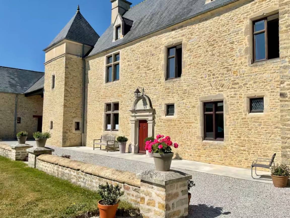 20 M² Chambre D'hôtes ∙ 1 Chambre ∙ 2 Personnes - Carentan