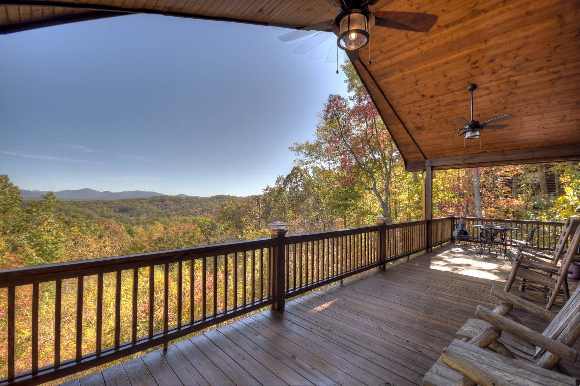 193 M² Cabin ∙ 2 Bedrooms ∙ 4 Guests - Blue Ridge, GA