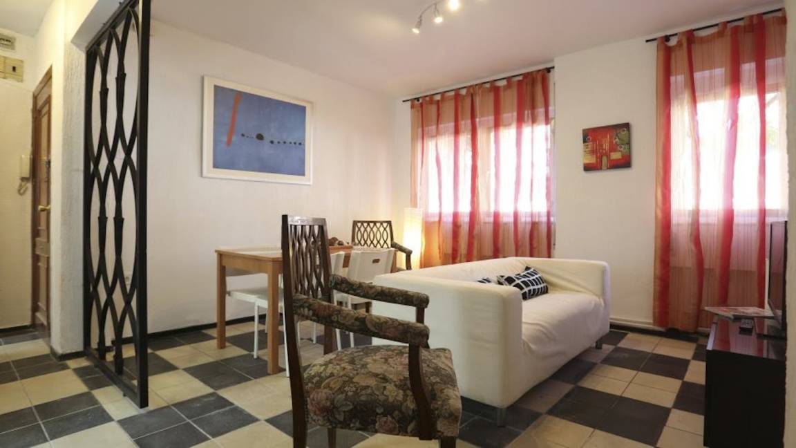 64 M² Apartamento ∙ 3 Habitaciones ∙ 4 Huéspedes - Majadahonda