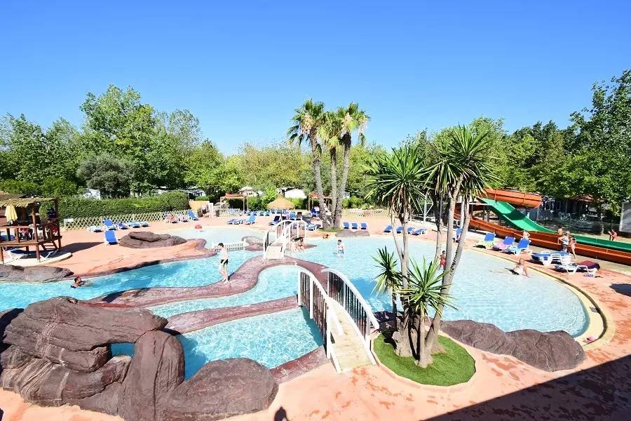 28 M² Caravan ∙ 2 Bedrooms ∙ 5 Guests - Vias