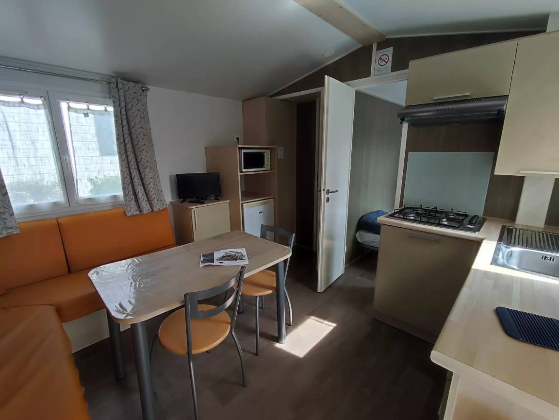 27 M² Mobil-home ∙ 2 Chambres ∙ 4 Personnes - Santec