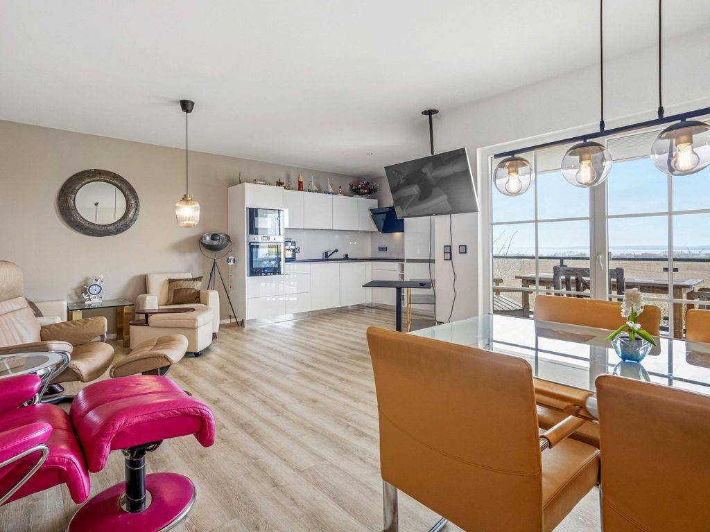 80 M² Apartment ∙ 2 Bedrooms ∙ 4 Guests - Sassnitz