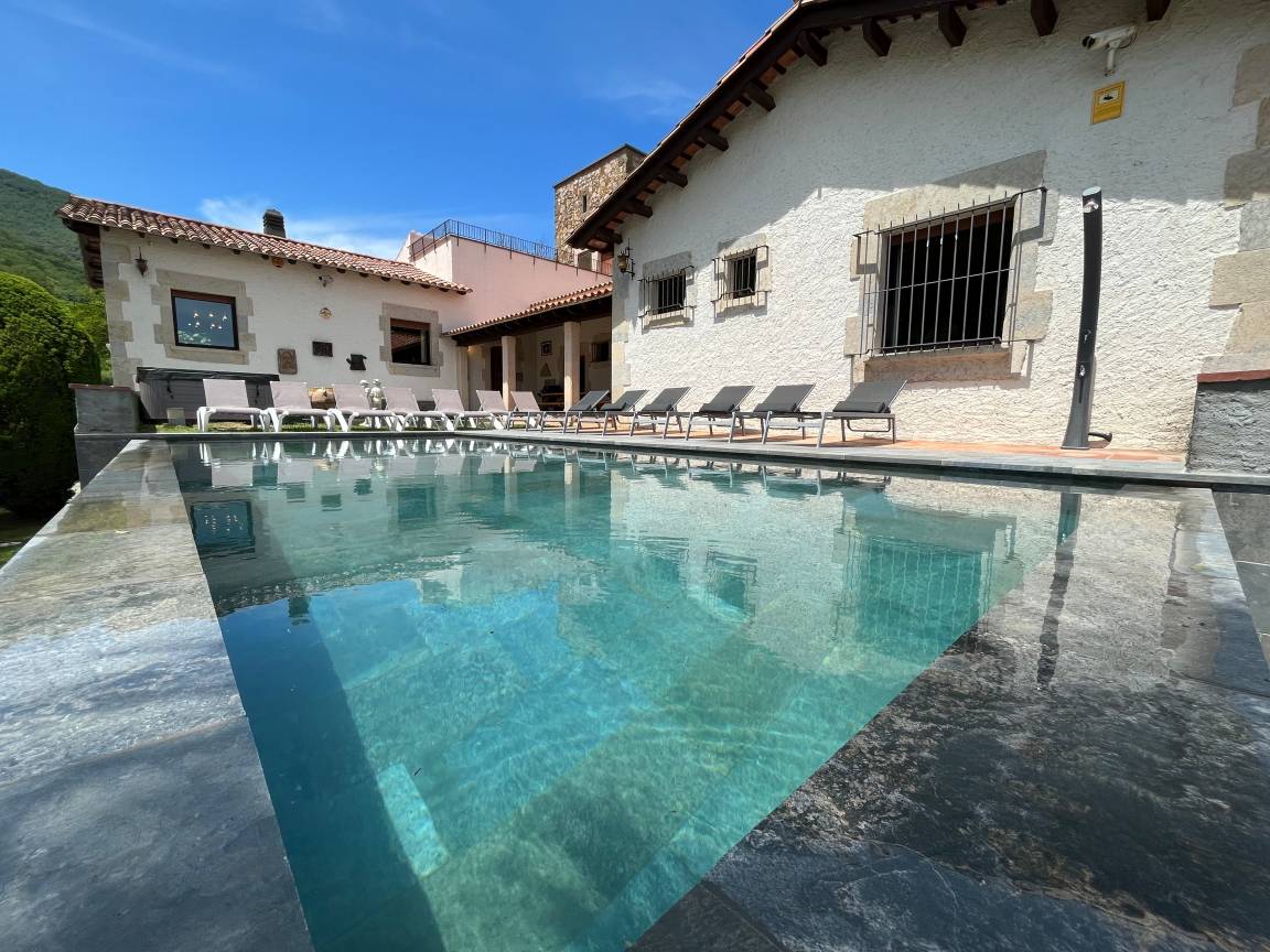 400 M² Maison De Vacances ∙ 7 Chambres ∙ 18 Personnes - Rupit