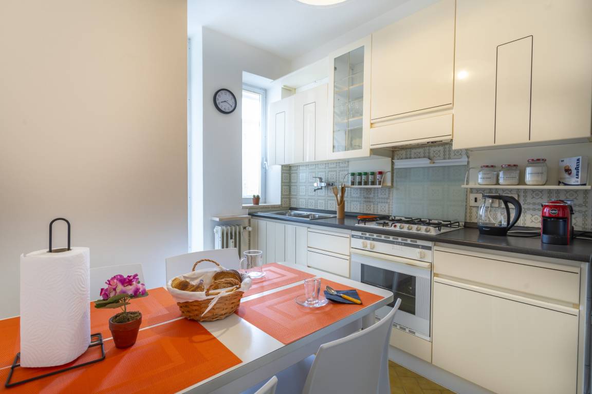 58 M² Ferienwohnung ∙ 1 Schlafzimmer ∙ 4 Gäste - Udine