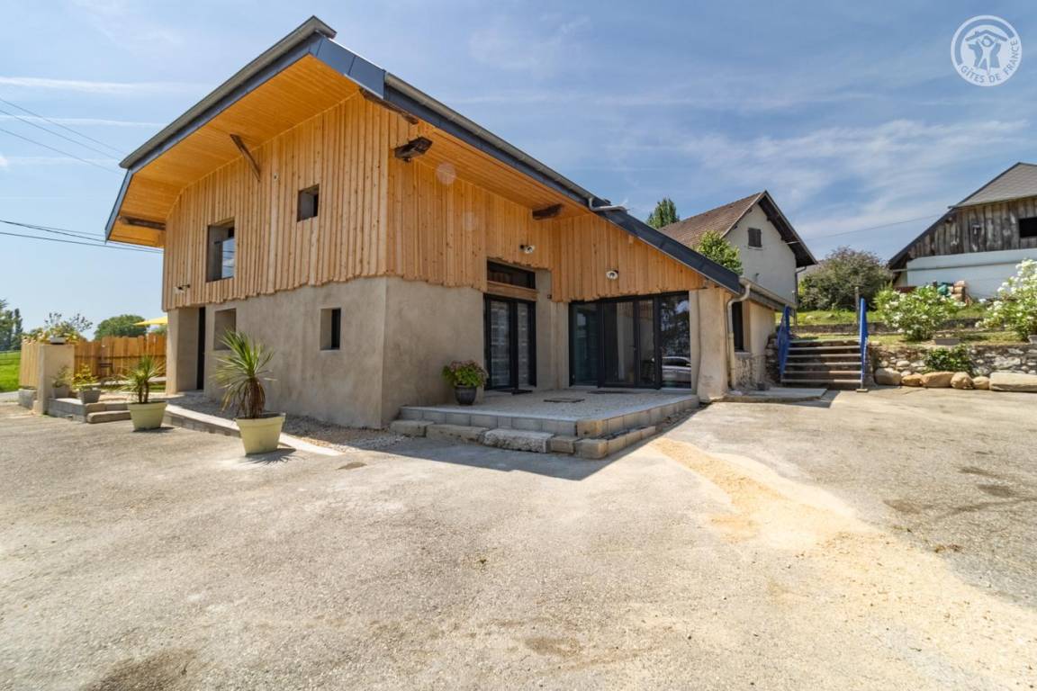 160 M² Gîte ∙ 3 Chambres ∙ 10 Personnes - Alby-sur-Chéran