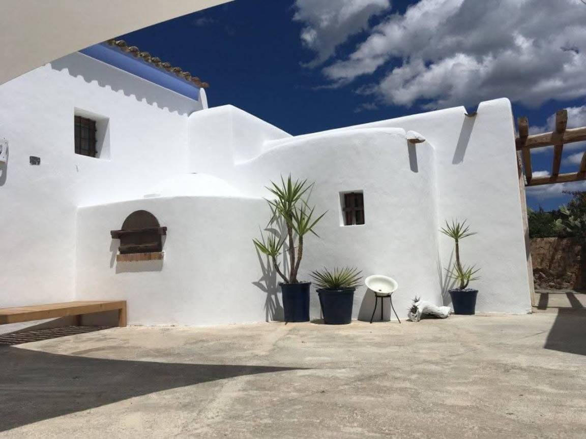 182 M² Apartment ∙ 5 Bedrooms ∙ 8 Guests - Ibiza