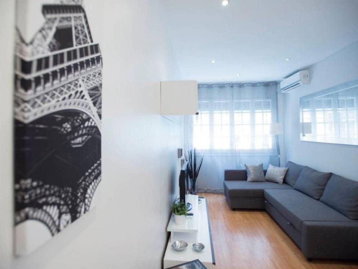 50 M² Apartment ∙ 2 Bedrooms ∙ 4 Guests - Barcelona