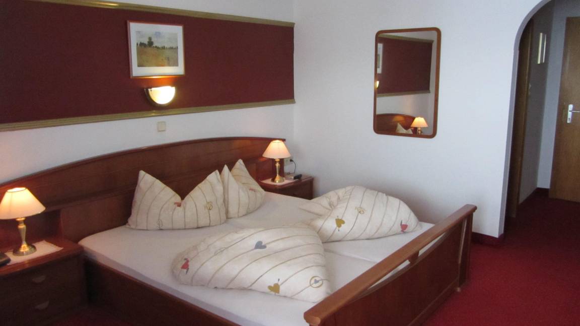 25 M² Hôtel ∙ 1 Chambre ∙ 2 Personnes - Wörgl