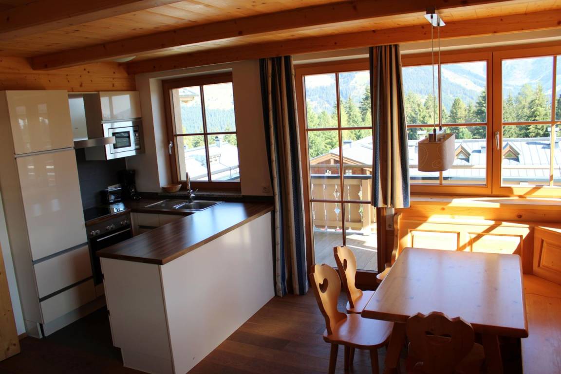 45 M² Appartement ∙ 2 Slaapkamers ∙ 6 Gasten - Königsleiten