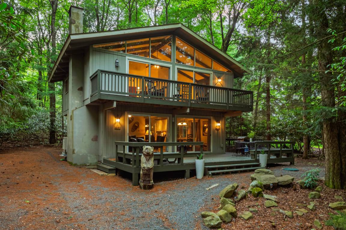 135 M² House ∙ 3 Bedrooms ∙ 8 Guests - Pocono Lake