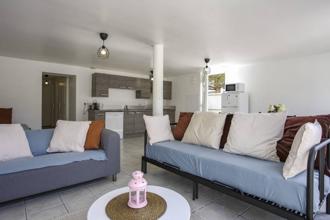 65 M² Appartement ∙ 2 Chambres ∙ 7 Personnes - Hasparren