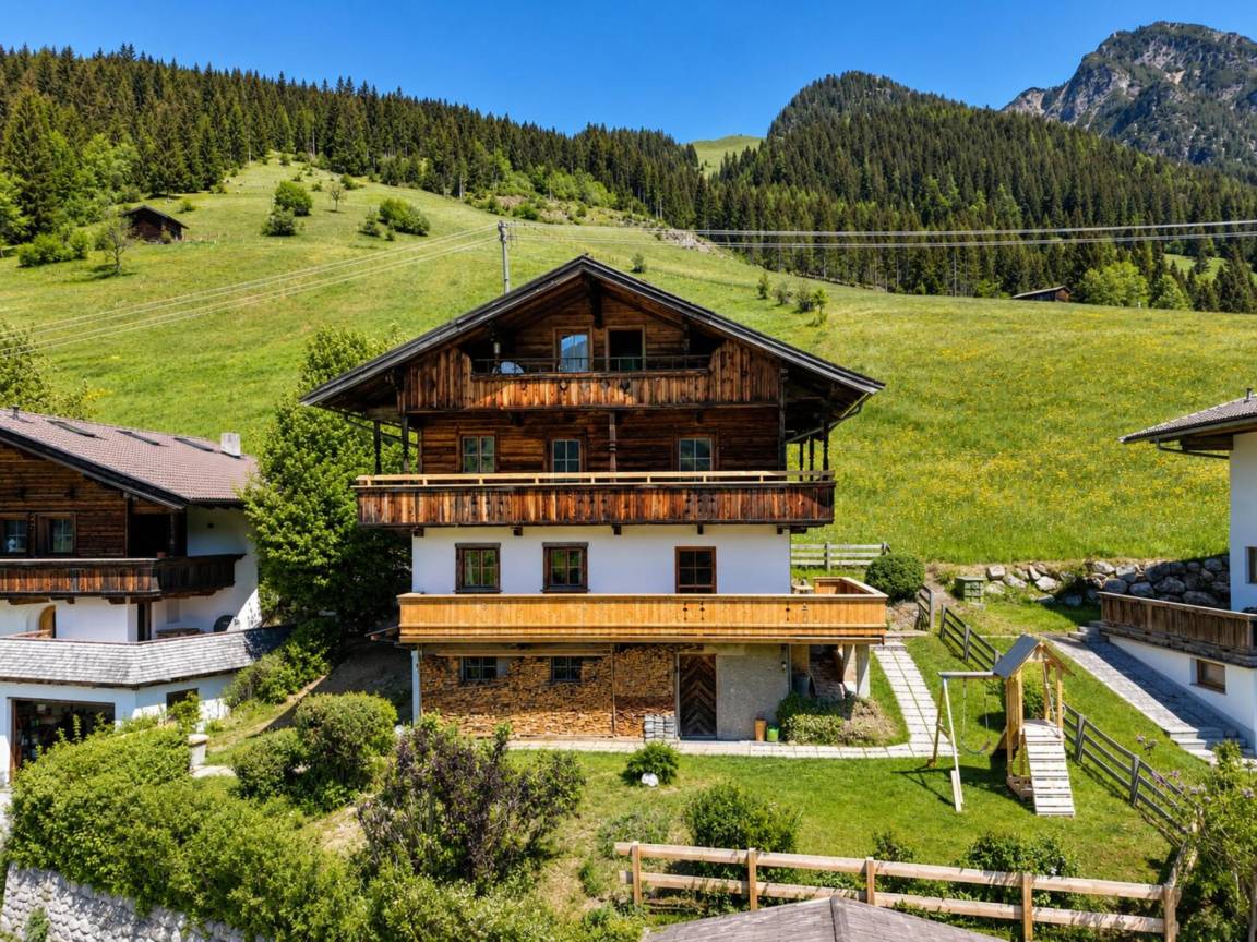 150 M² Chalet ∙ 4 Bedrooms ∙ 12 Guests - Reith im Alpbachtal