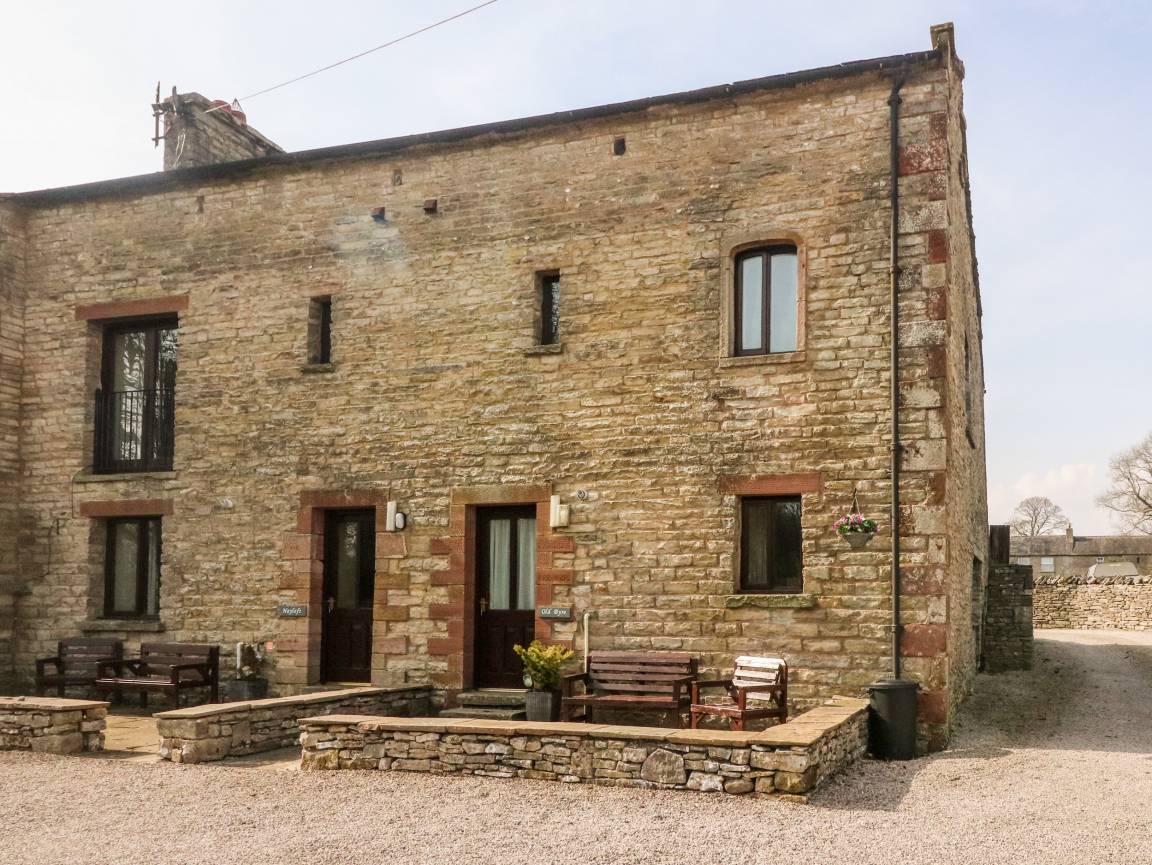 Cottage ∙ 2 Bedrooms ∙ 4 Guests - Kirkby Stephen