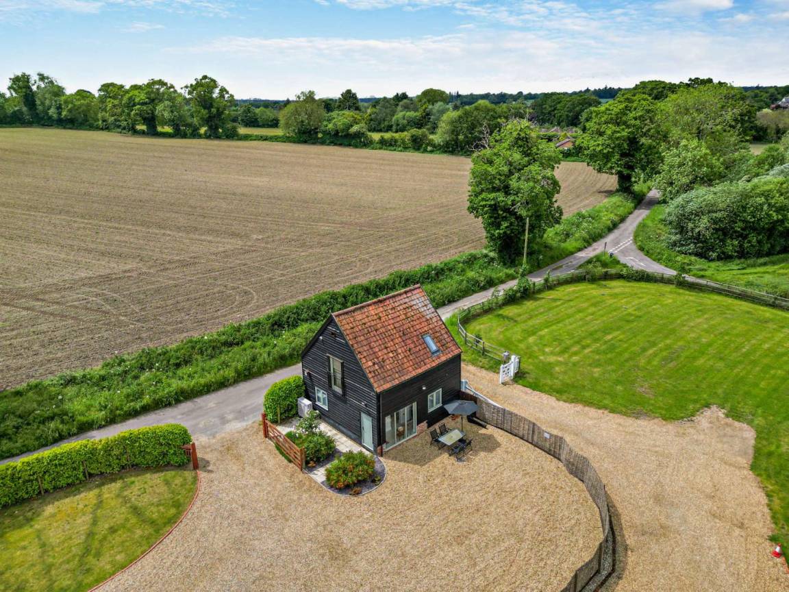 Cottage ∙ 2 Bedrooms ∙ 3 Guests - Norwich