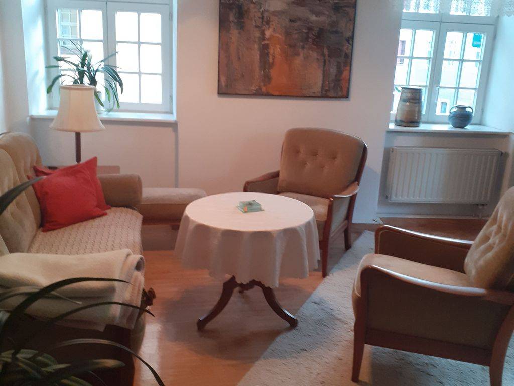100 M² Appartement ∙ 2 Slaapkamers ∙ 5 Gasten - Görlitz