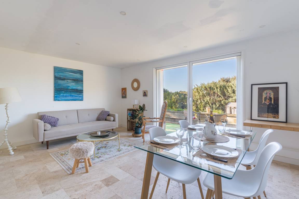 80 M² Appartement ∙ 2 Chambres ∙ 6 Personnes - Pertuis