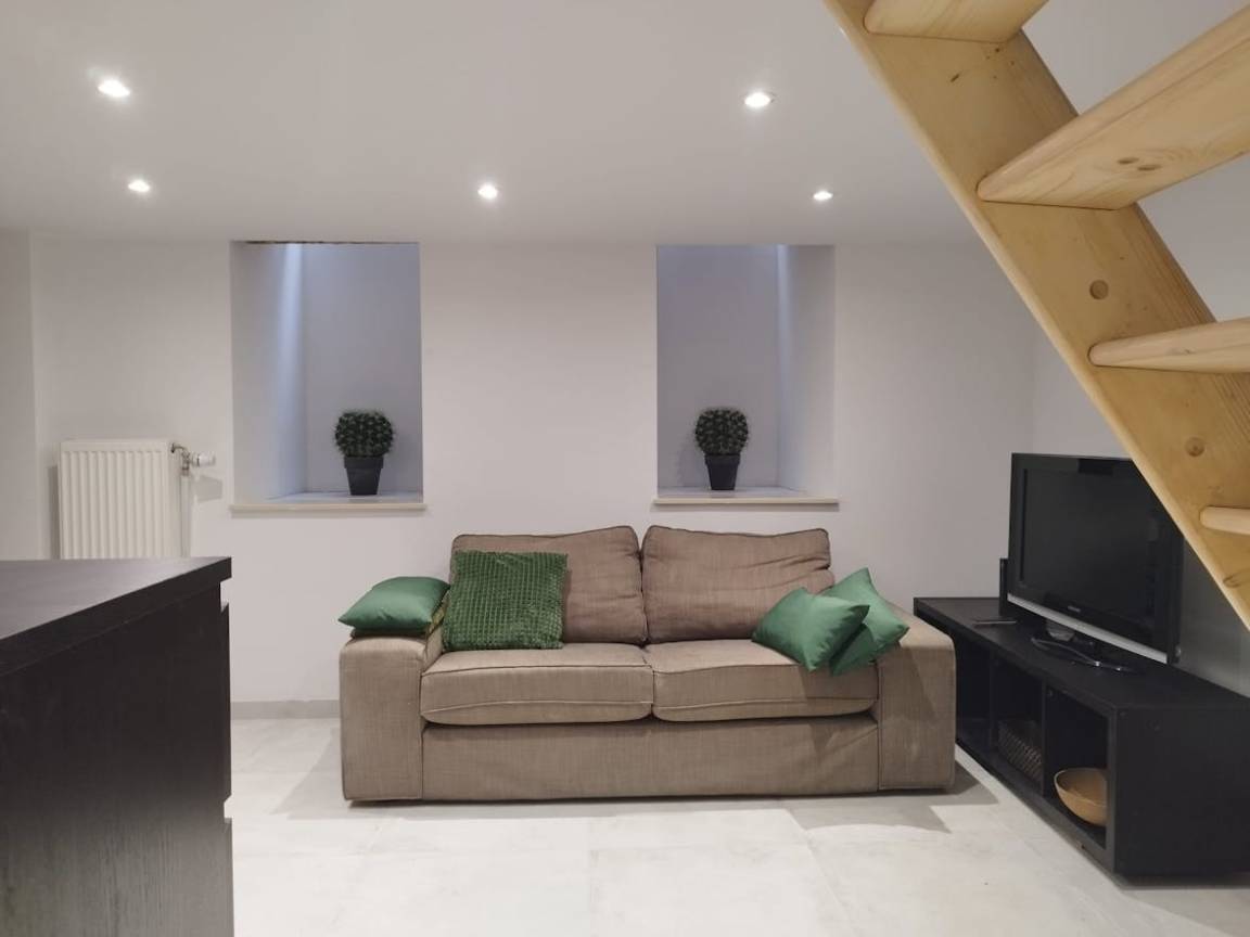 80 M² Appartement ∙ 2 Chambres ∙ 2 Personnes - Seraing