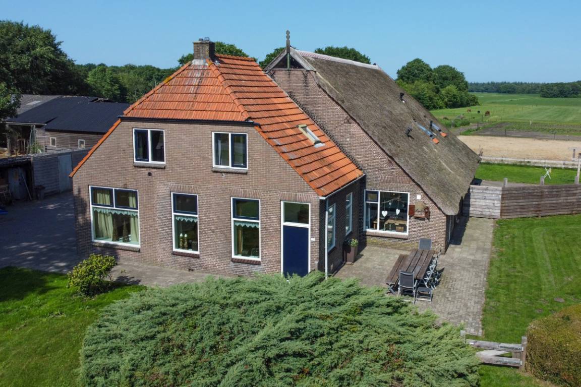 Huis ∙ 4 Slaapkamers ∙ 8 Gasten - Steenwijk