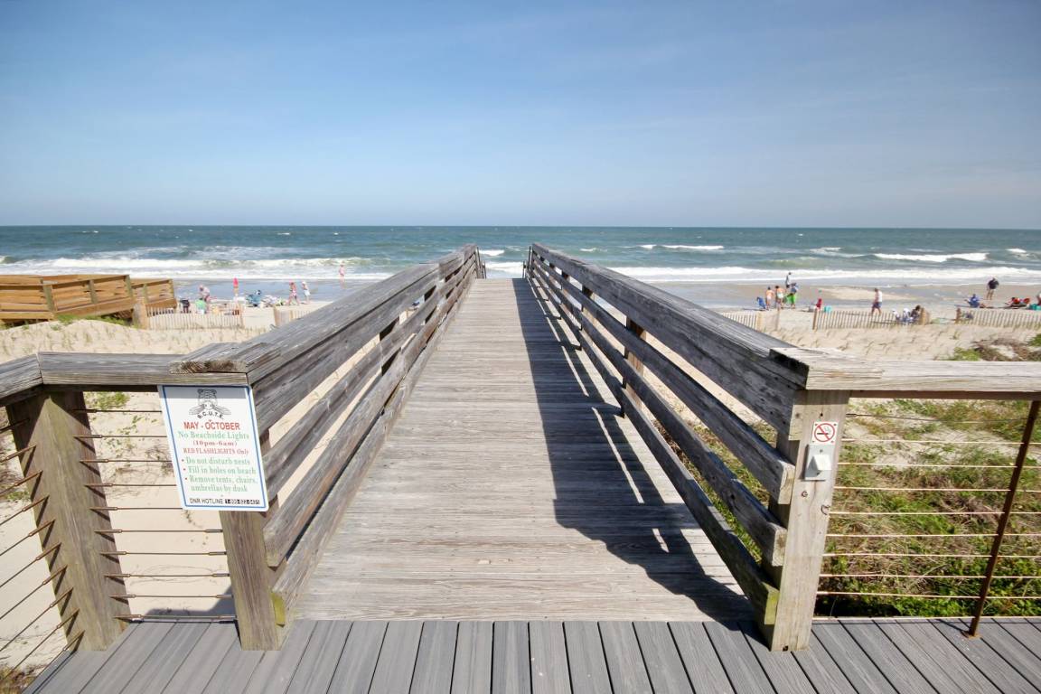 181 M² House ∙ 3 Bedrooms ∙ 6 Guests - Pawleys Island, SC