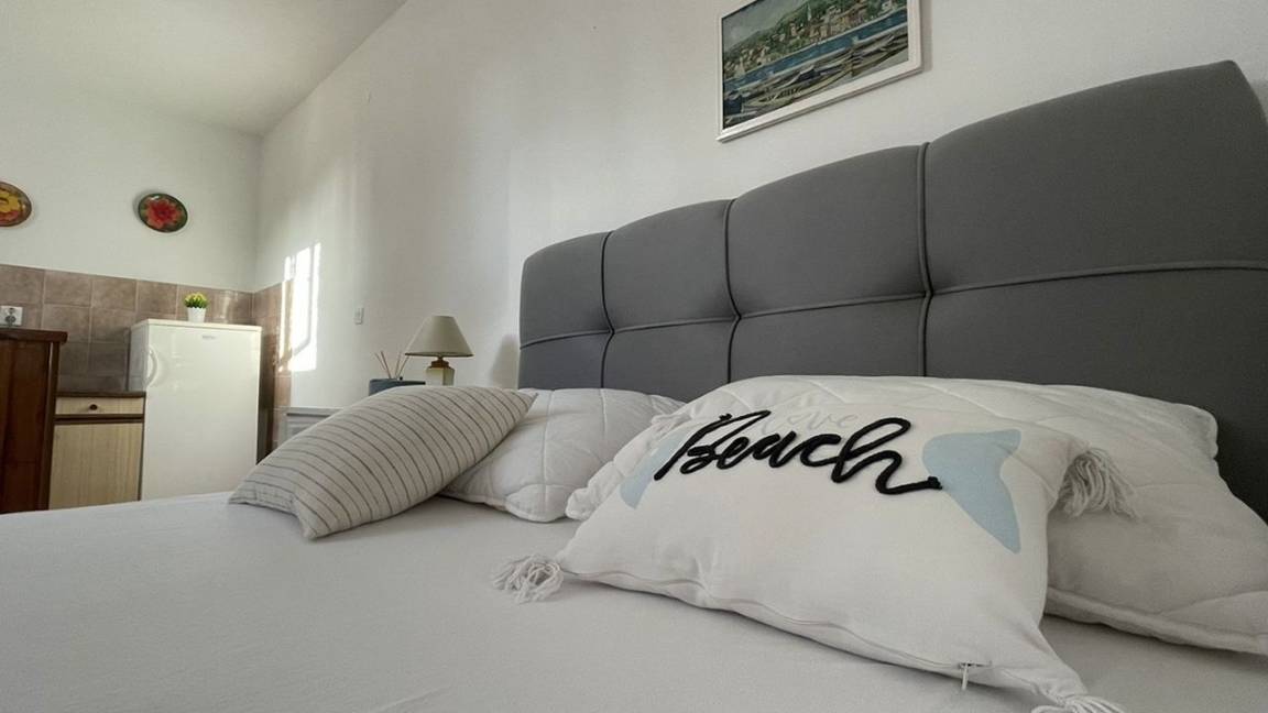 18 M² Hotel ∙ 1 Schlafzimmer ∙ 2 Gäste - Novalja