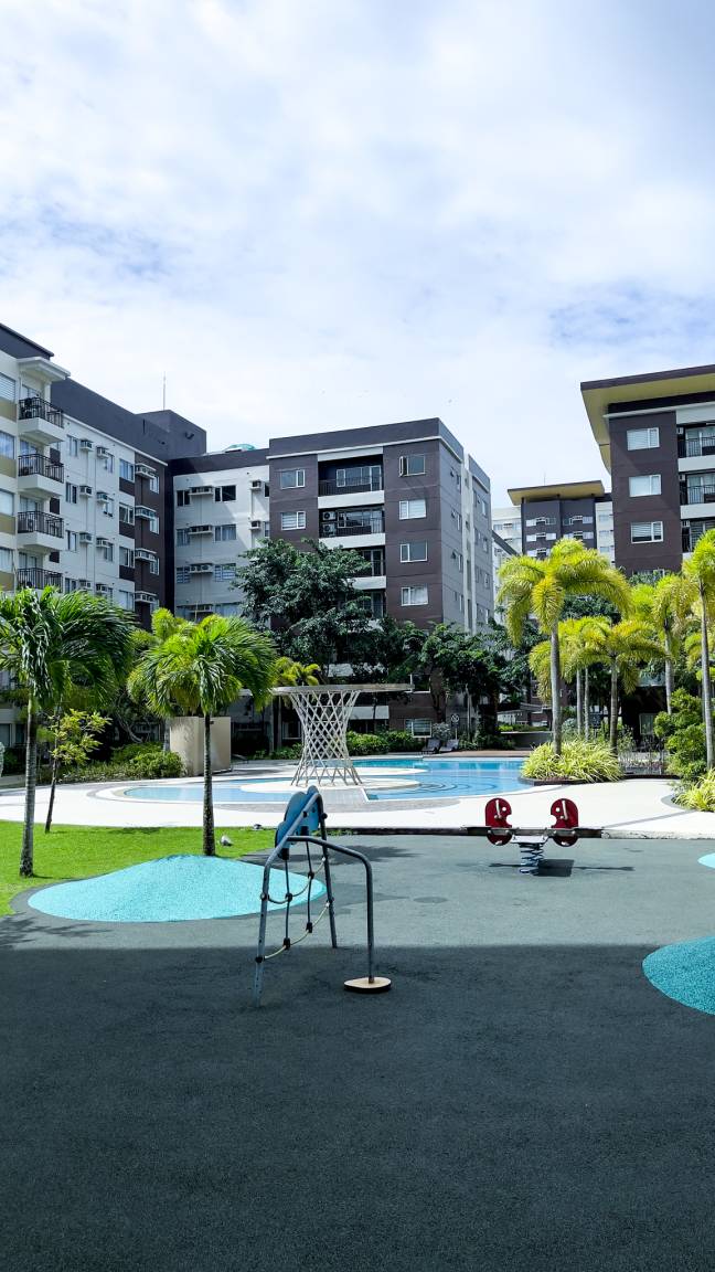 43 M² Private Room ∙ 1 Bedroom ∙ 5 Guests - Iloilo City