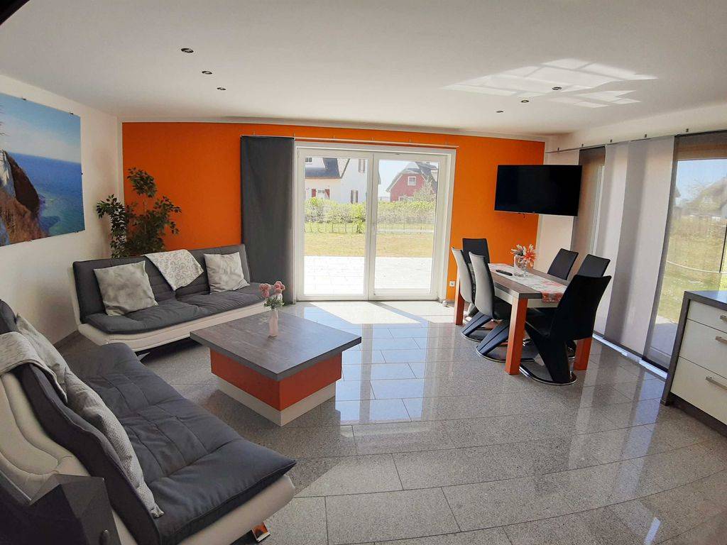 110 M² Ferienhaus ∙ 2 Schlafzimmer ∙ 4 Gäste - Breege