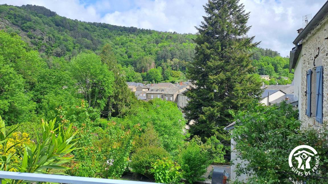 75 M² Gîte ∙ 2 Chambres ∙ 3 Personnes - Tarn