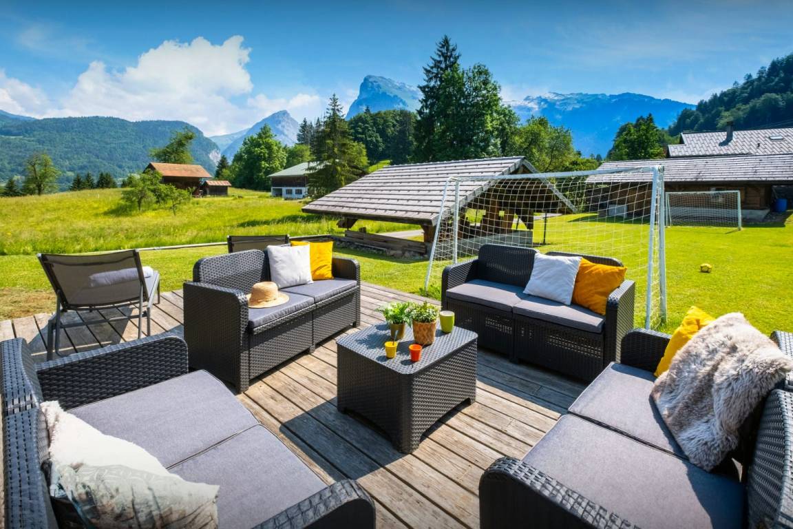 175 M² Chalet ∙ 5 Bedrooms ∙ 10 Guests - Verchaix