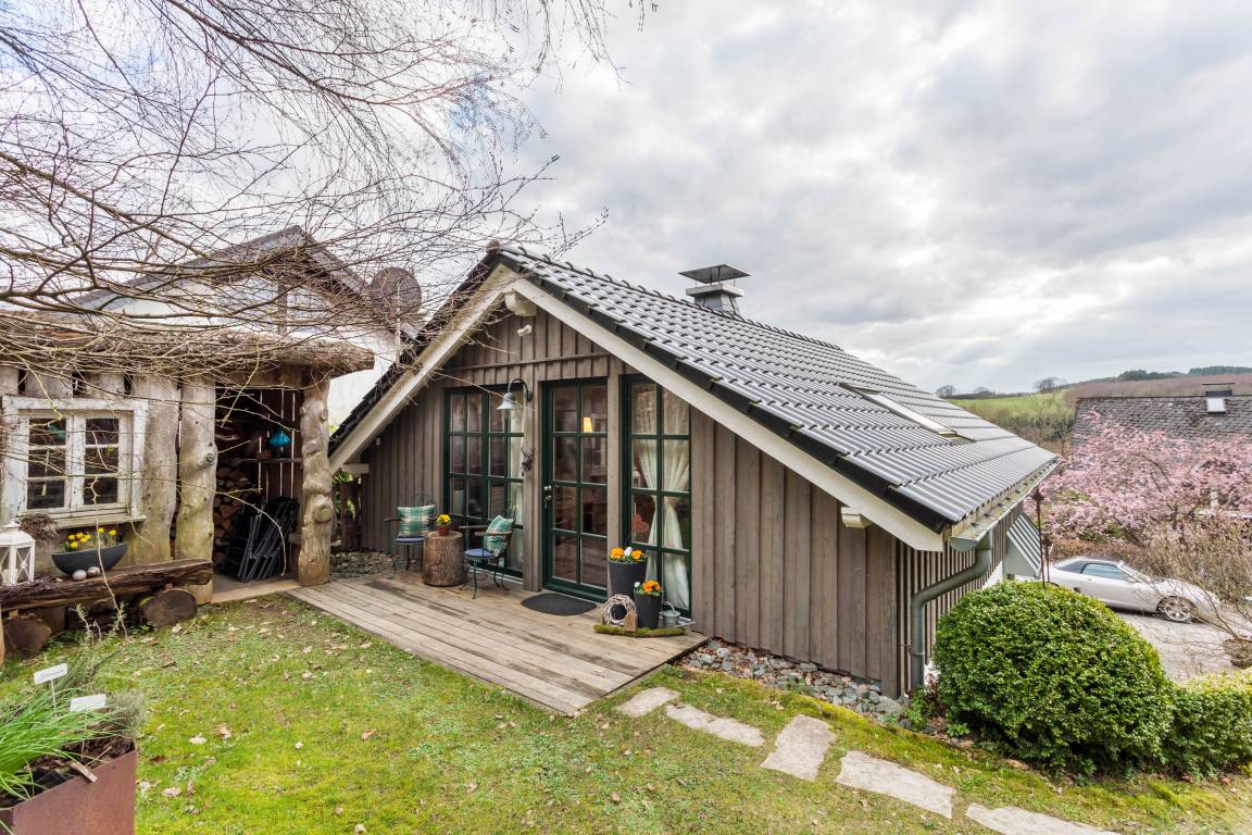 60 M² Ferienwohnung ∙ 2 Schlafzimmer ∙ 5 Gäste - Olsberg