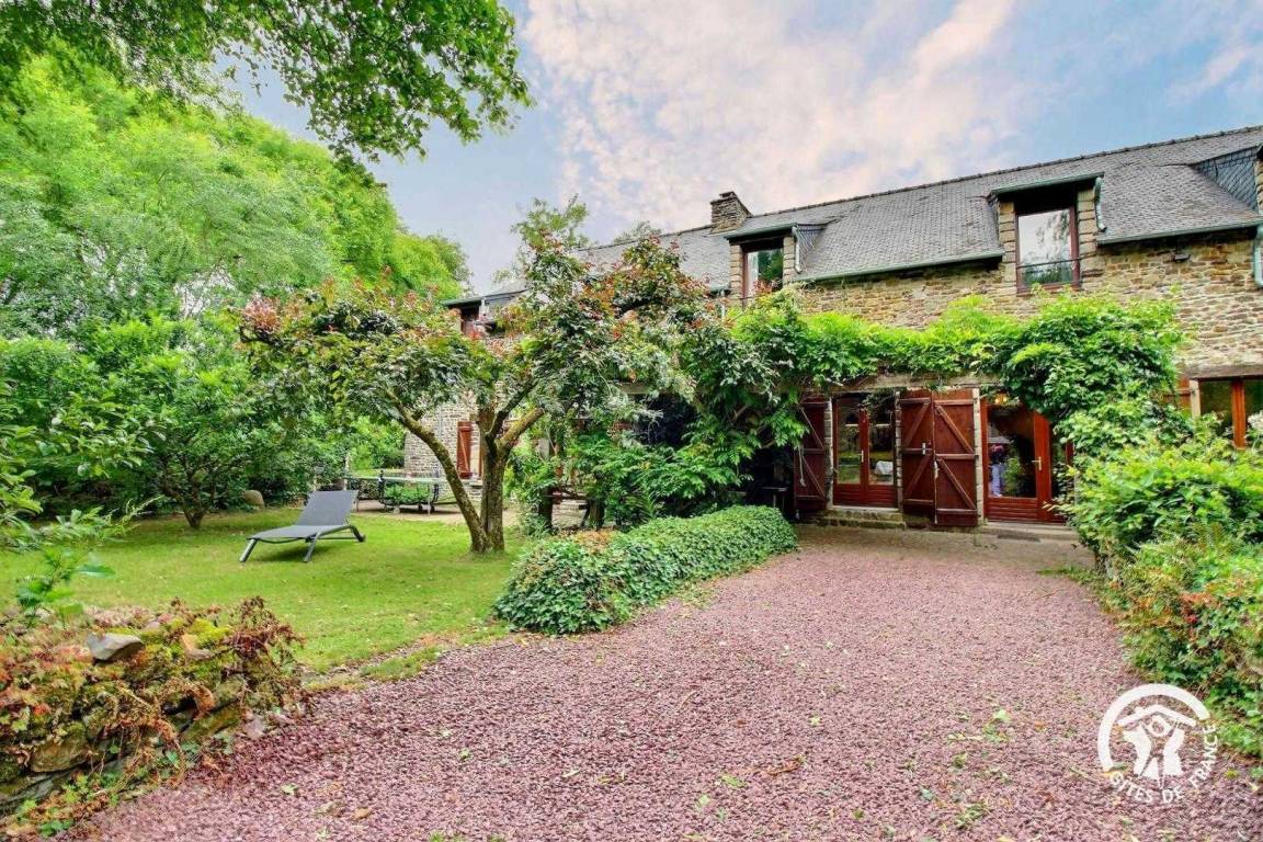 220 M² Gîte ∙ 5 Chambres ∙ 11 Personnes - Bretagne