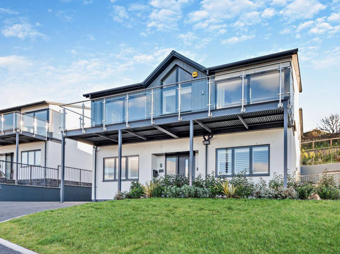 코티지 (자연 속의 작은 별장) ∙ 침실 4개 ∙ 게스트 8명 - 애플도어