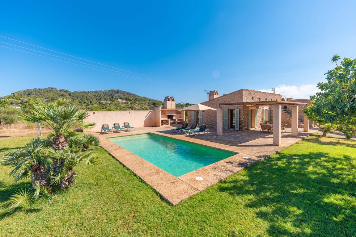 142 M² Villa ∙ 3 Bedrooms ∙ 6 Guests - Canyamel