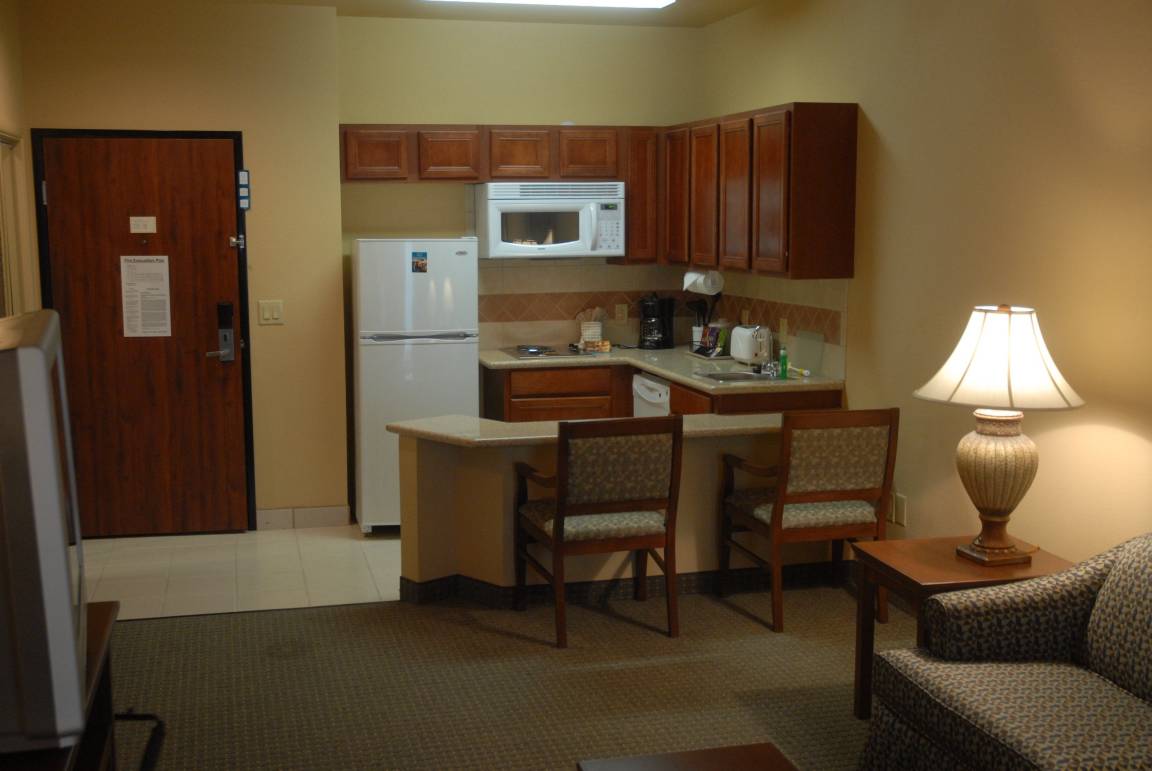 Condo ∙ 1 Bedroom ∙ 4 Guests - Laredo, TX