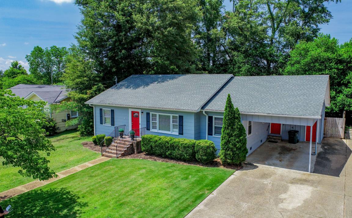 153 M² House ∙ 3 Bedrooms ∙ 12 Guests - Bryant-Denny Stadium - Tuscaloosa