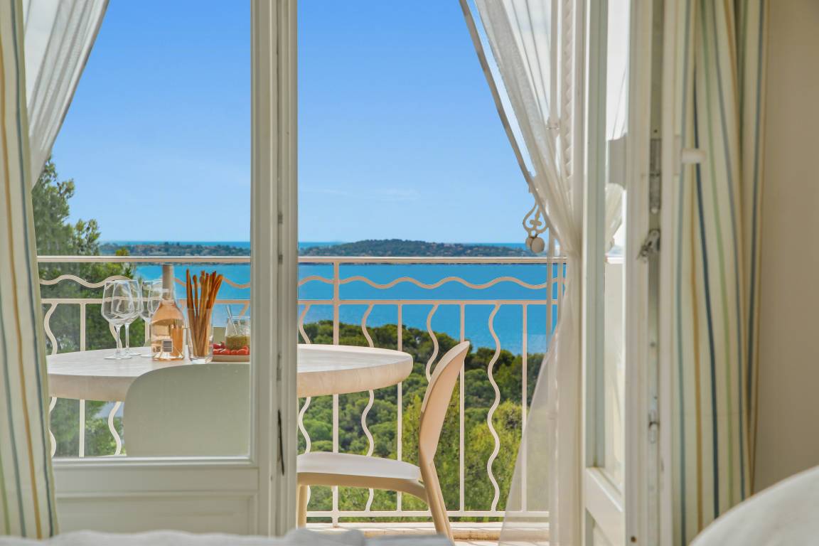 120 M² Ferienwohnung ∙ 2 Schlafzimmer ∙ 8 Gäste - Hyères